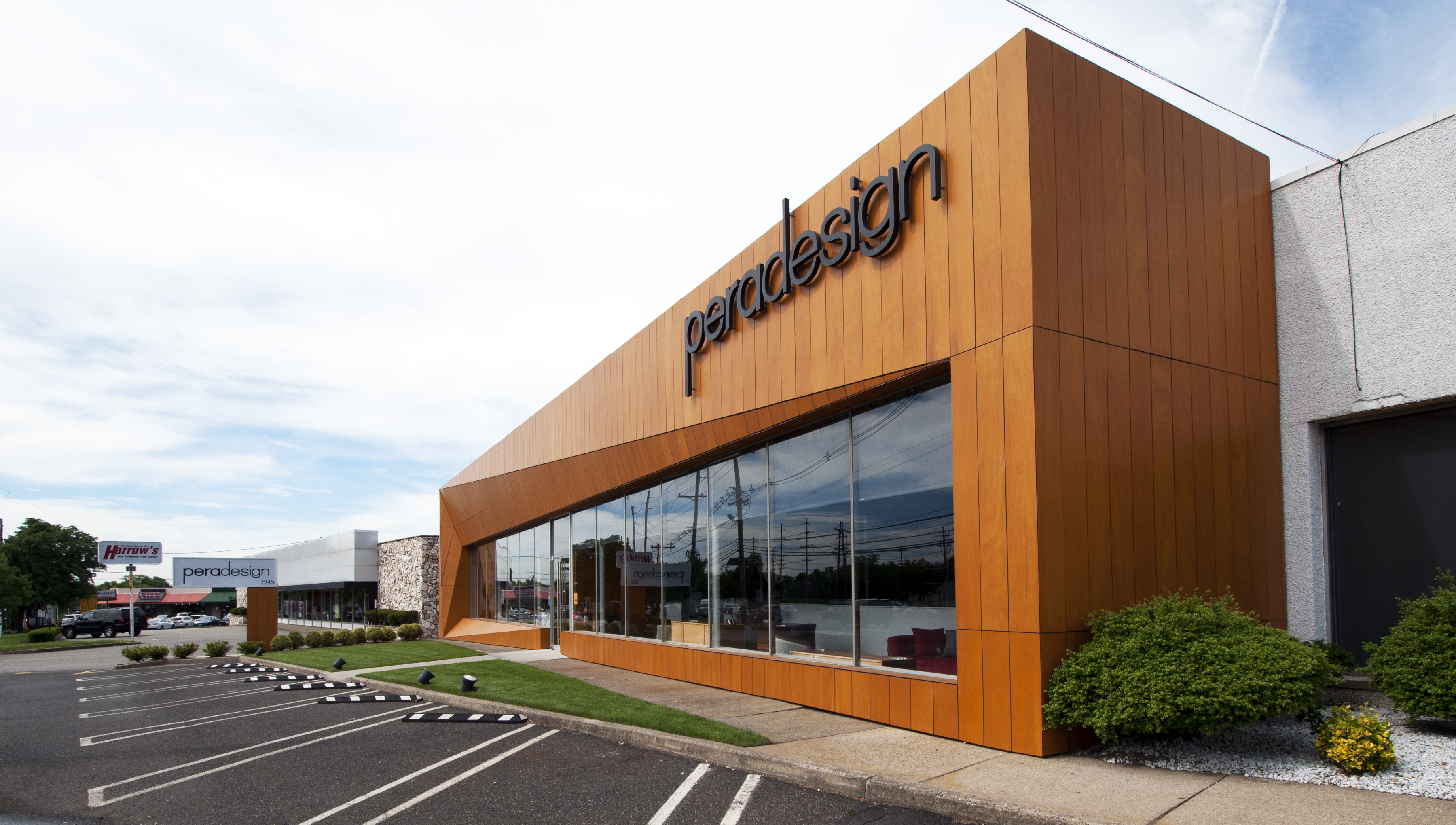 Peradesign Showroom | INOA Architecture